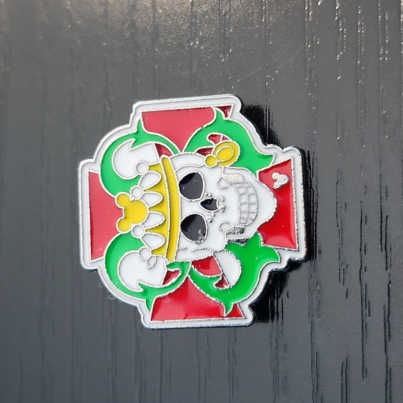 Disney | Jewelry | Disneys Pirates Of The Caribbean Enamel Pin Official ...